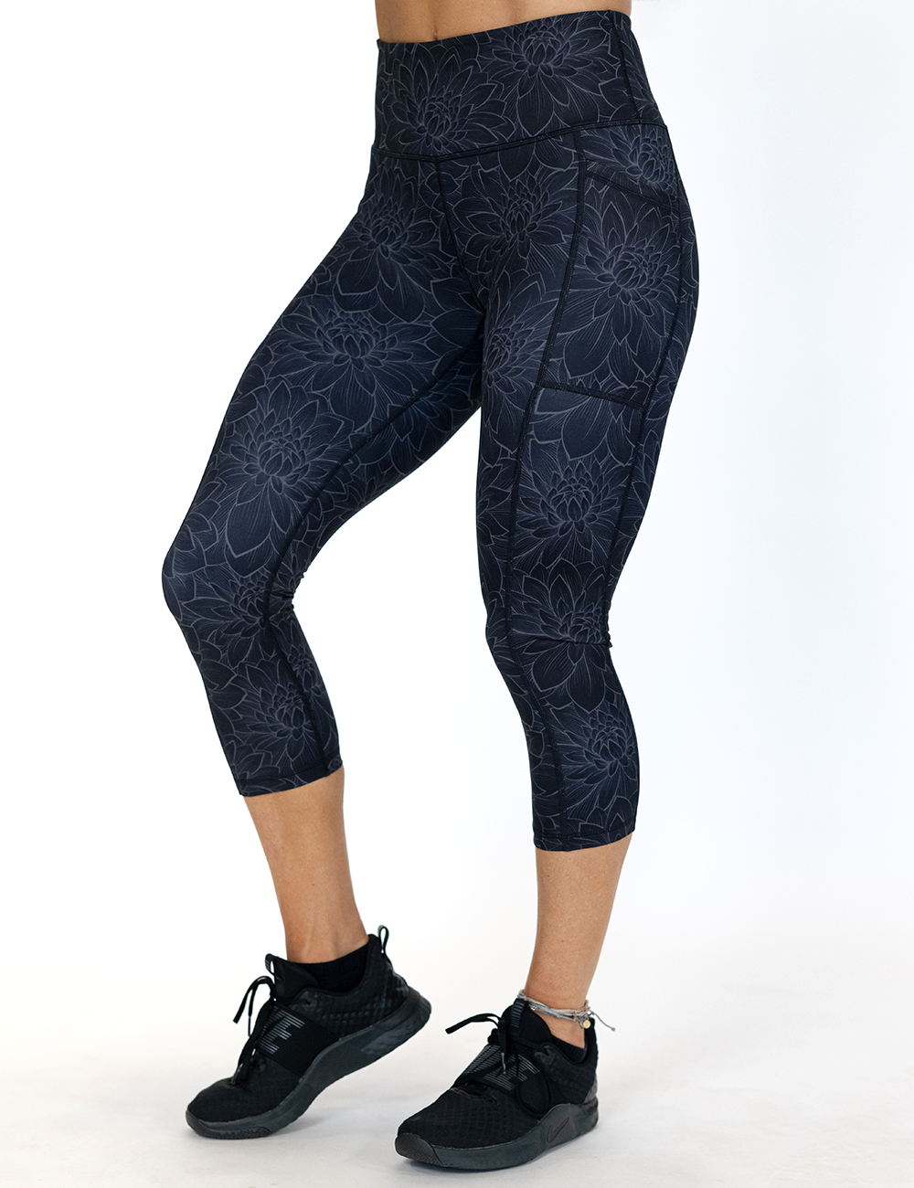 Black Lotus Leggings | Lotus Yoga Leggings – Constantly Varied Gear